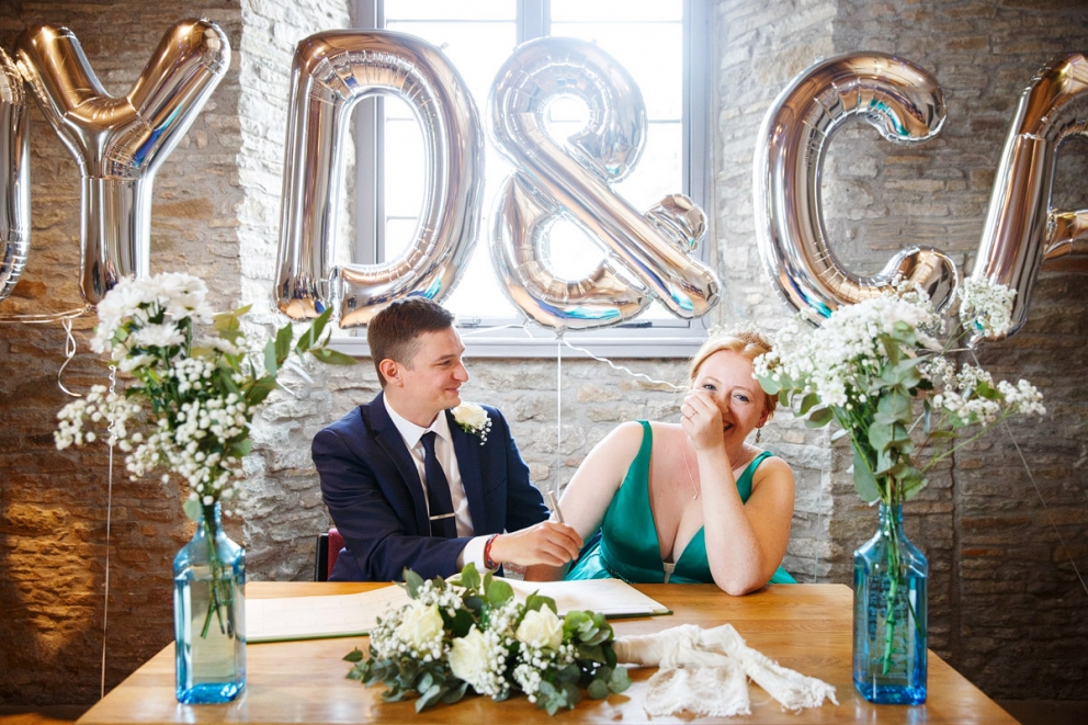 Nailsea Tithe Barn Wedding Photos - Catriona and Lloyd - Caroline ...