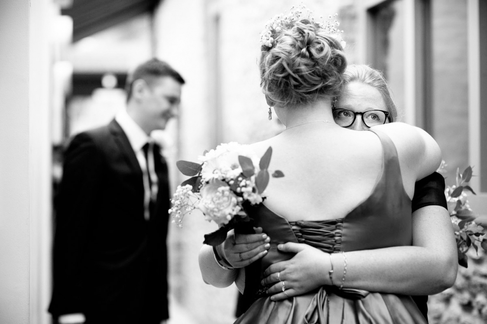 Nailsea Tithe Barn Wedding Photos - Catriona and Lloyd - Caroline ...